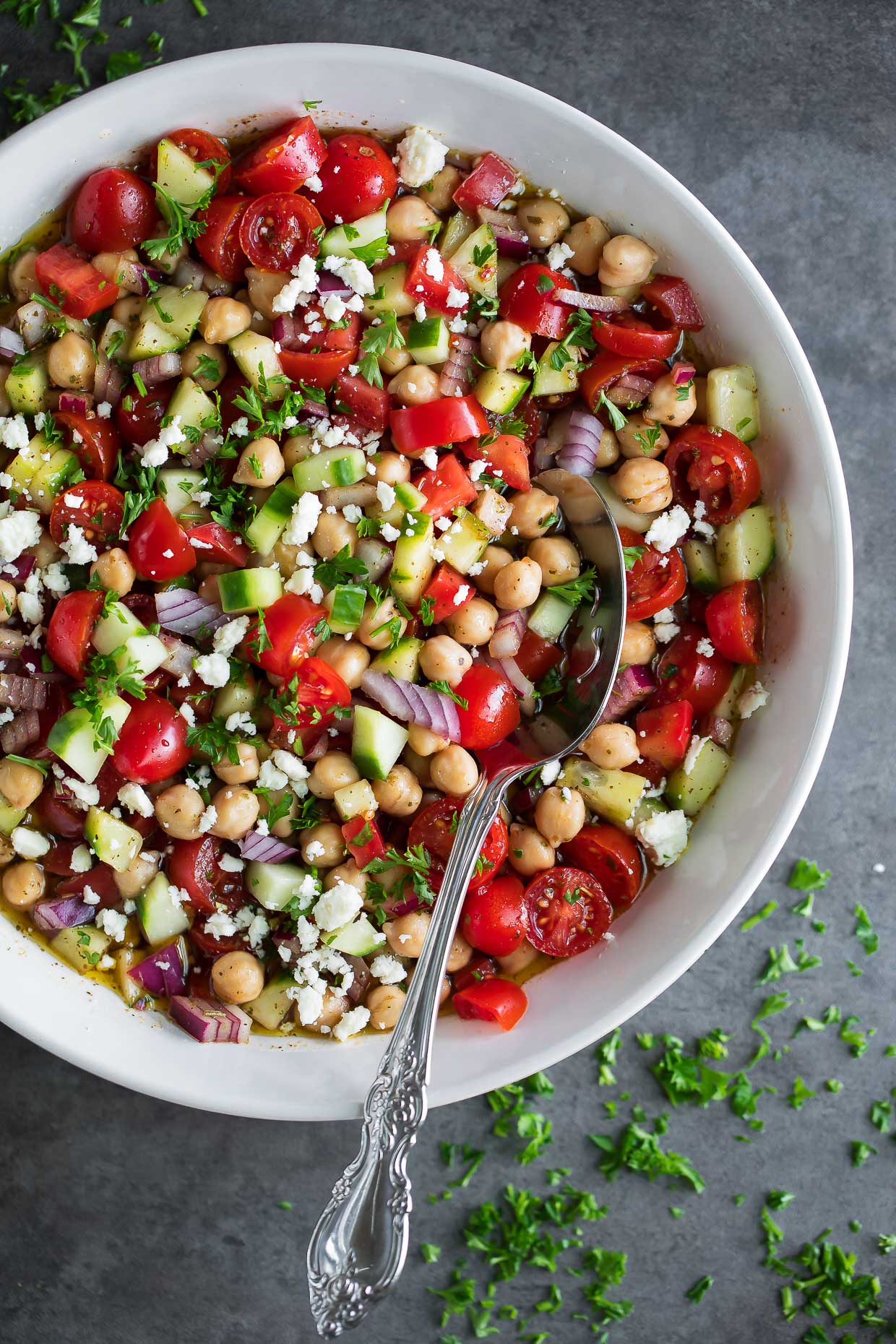 Marinated Chickpeas with Tomatoes and Cucumber - Peas and Crayons