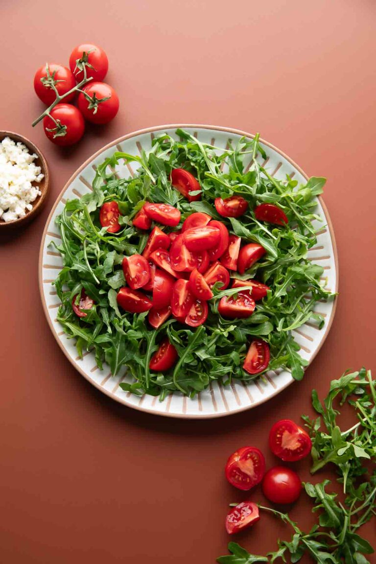 Tomato Arugula Salad - Peas and Crayons