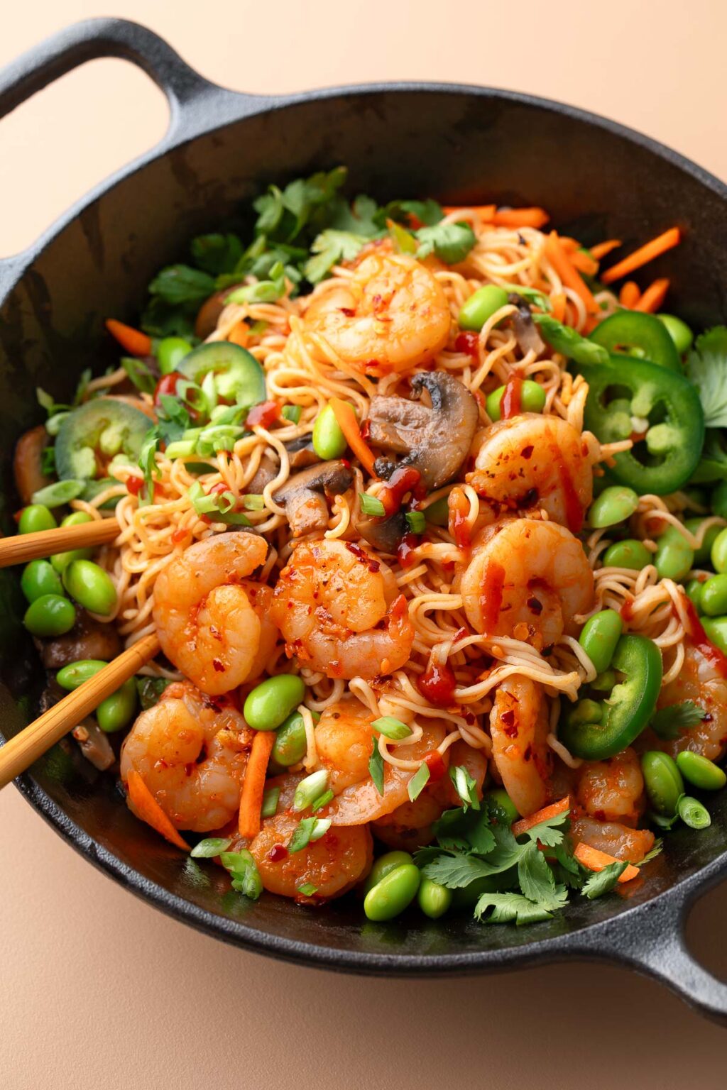 Spicy Shrimp Noodle Bowls - Peas and Crayons