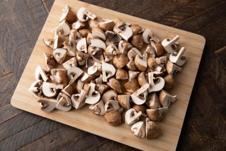 Garlic Butter Mushrooms - Peas and Crayons
